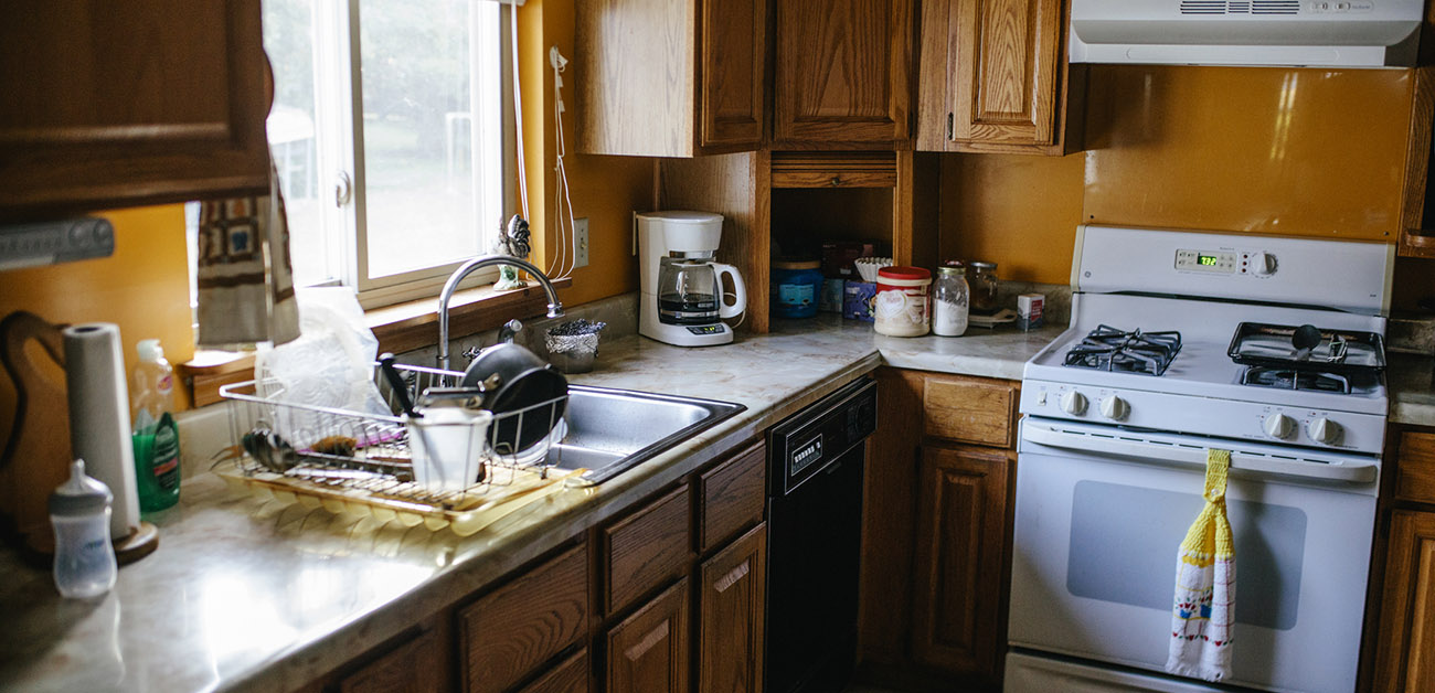 5 Strategies to Market a House with a Dated Kitchen
