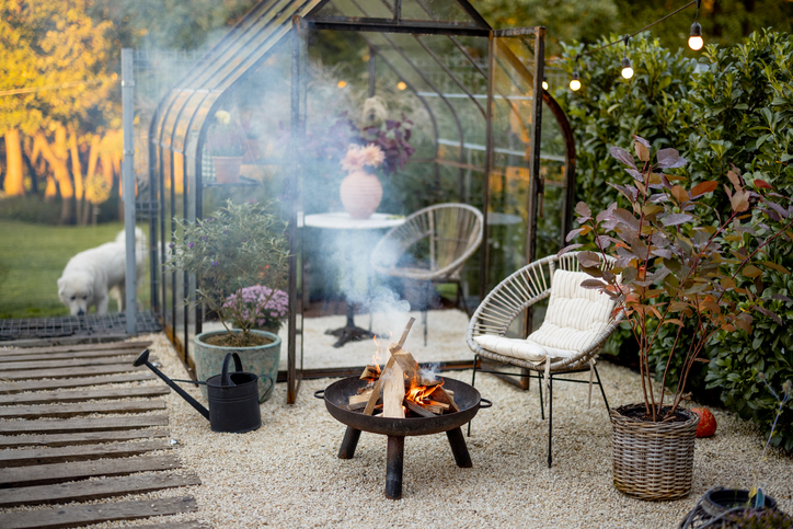 Reinvent the Side Yard as a Courtyard