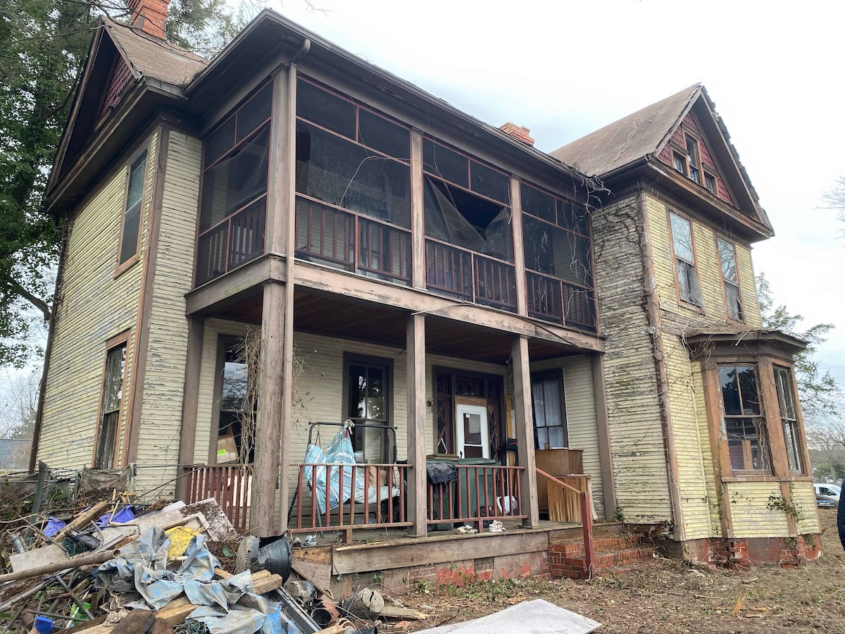 Inside the ‘Ugliest House’ in America’s Transformation